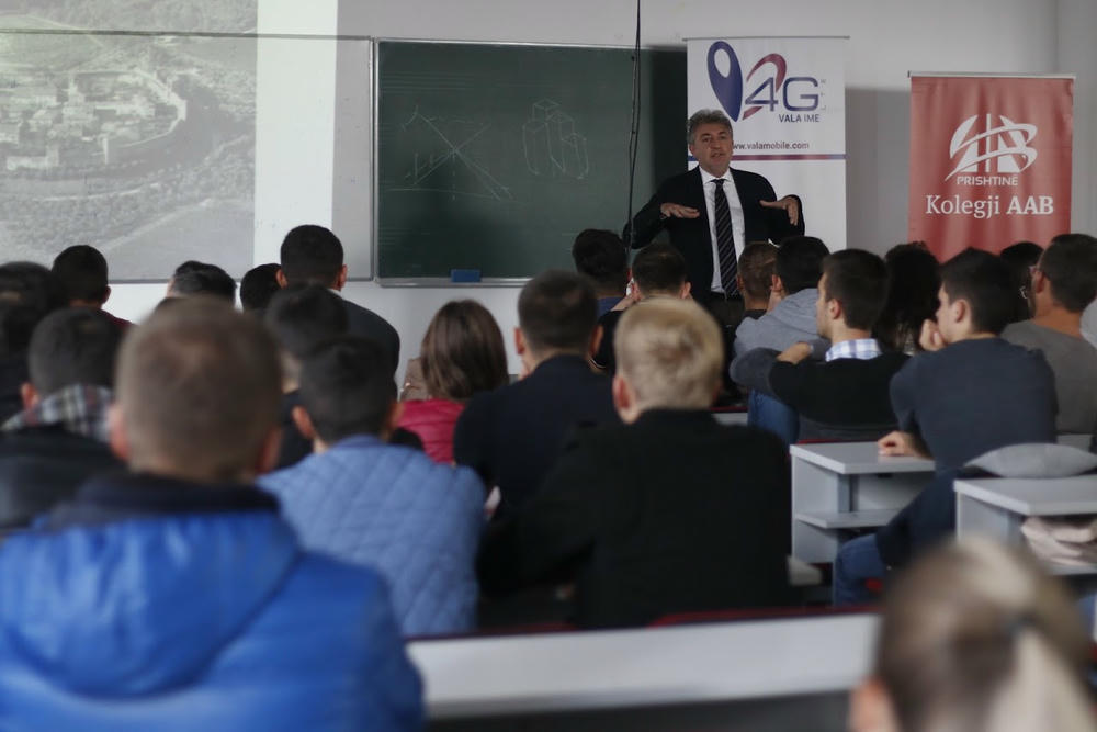The Italian professor Michele Montemurro, from the Polytechnic ...